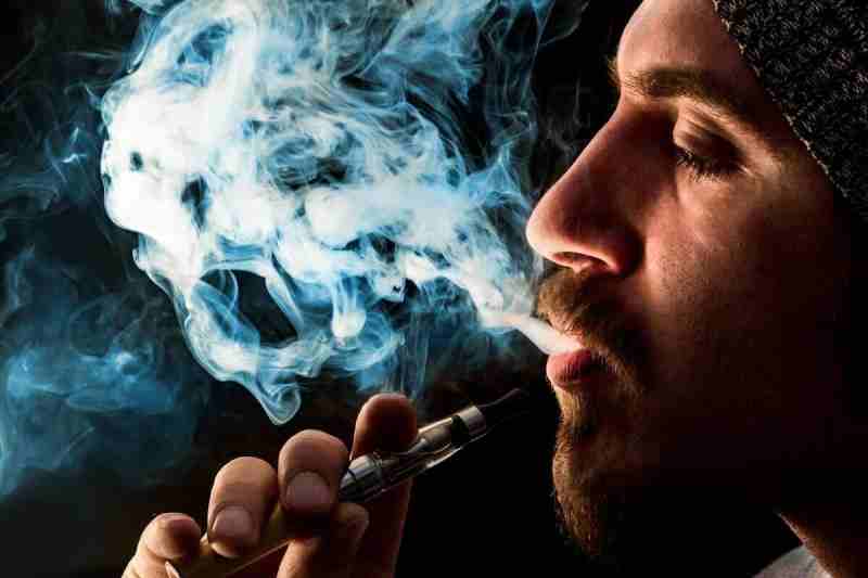The Science Behind Smoking and Vaping