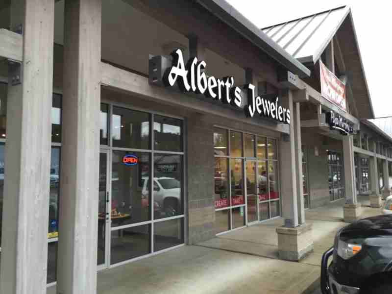 Expert Sign Shops Near Me Specializing in Outdoor Signage