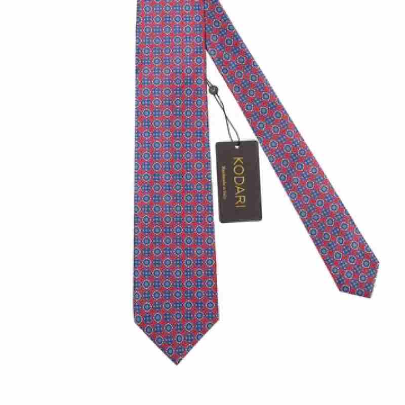 Silk Ties or Designer Ties: The Stylish Man’s Guide to Italian Elegance