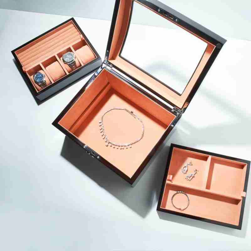 Elegant Watch Case Meets Sophisticated Rolex Watch Winder