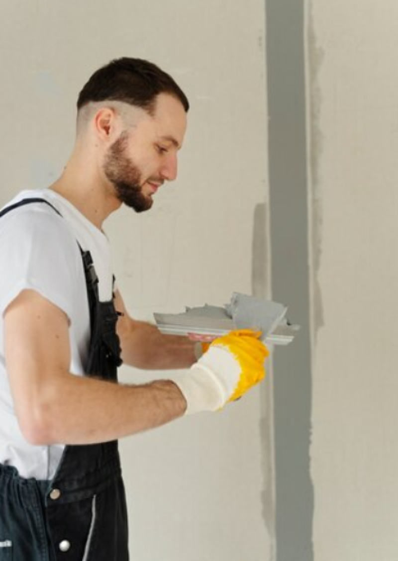 Step-by-Step Rendering and Plastering Process Explained