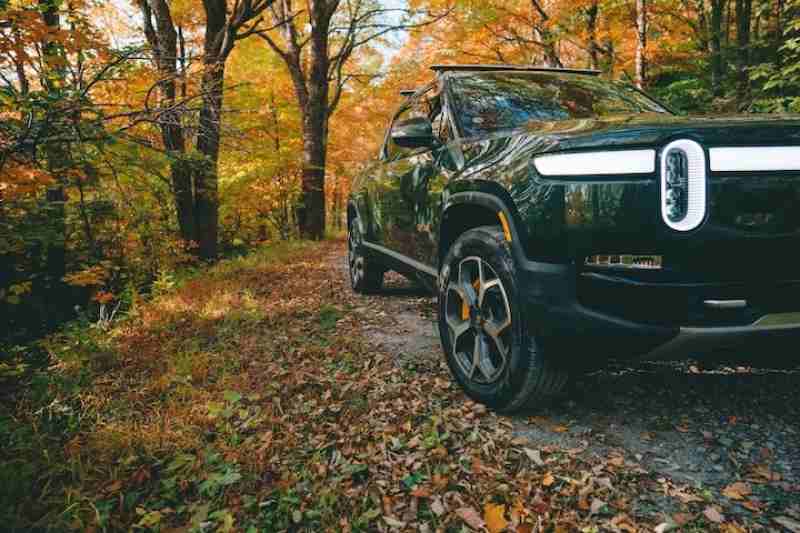Why the 2026 Rivian R2 is the Ultimate Compact Upgrade Over the Rivian R1T